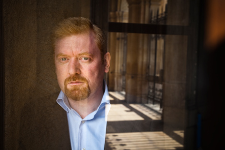 Six Of The Best – R.J. Ellory – Plain Or Pan